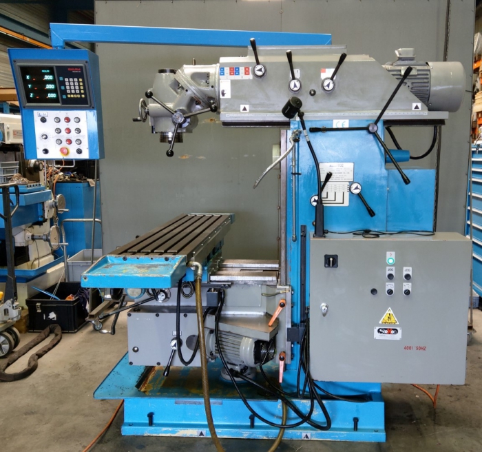 Universele freesmachine Acutec , model 2500M - MachineHandelaren.nl